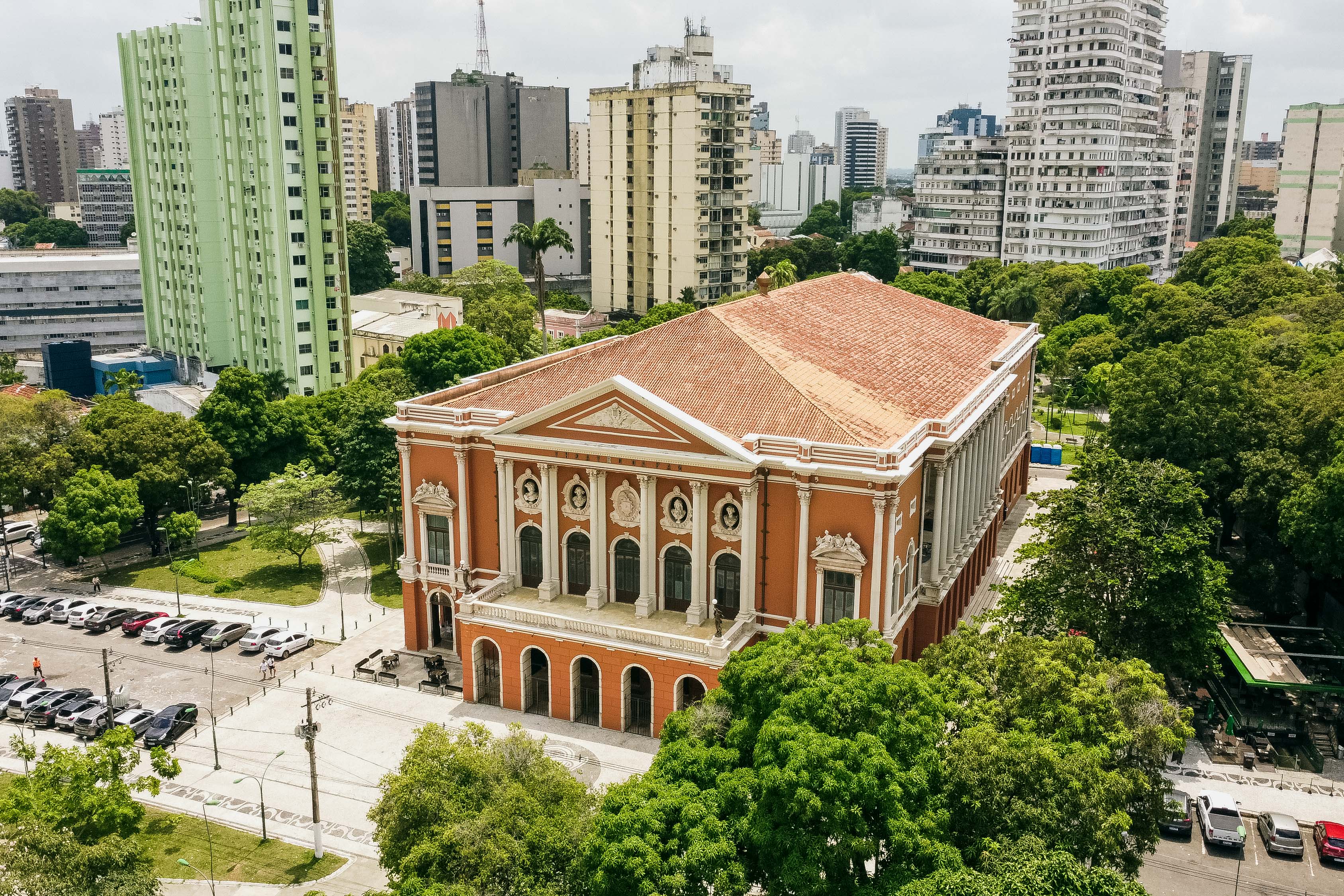 Ver O Peso, Basilica de Nazaré e Teatro da Paz | Agência Pará
