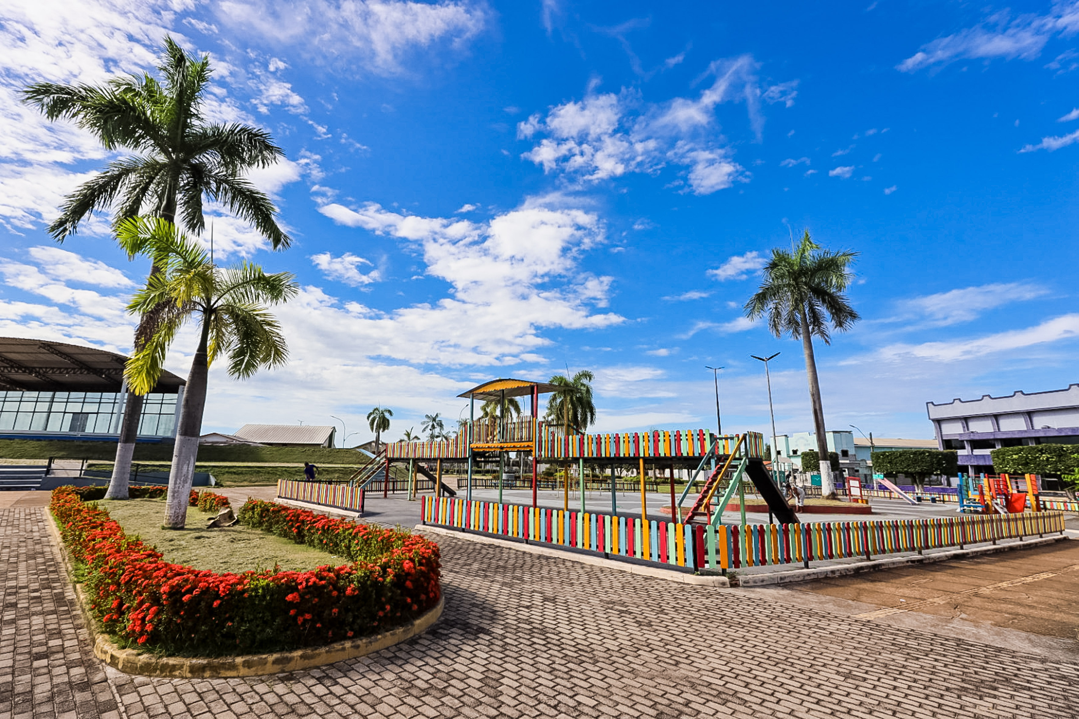 CIDADE DE BREU BRANCO E PERSONAGENS DO COMPLEXO ESPORTIVO | Agência Pará